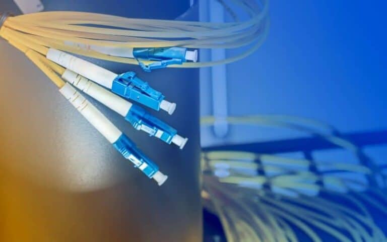 FTTH vs DSL: Understanding the Differences and Advantages – The ...